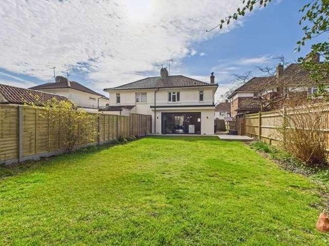 3 bed house for sale