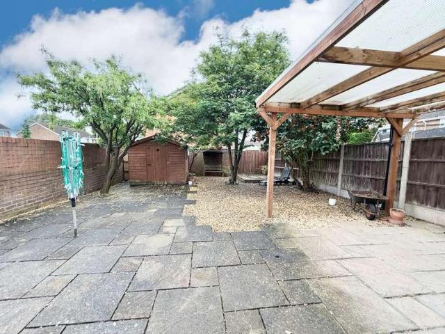 3 bed house for sale