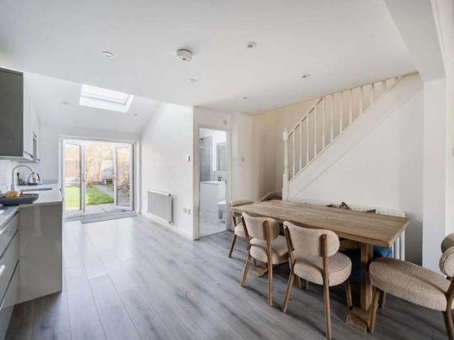 3 bed house for sale