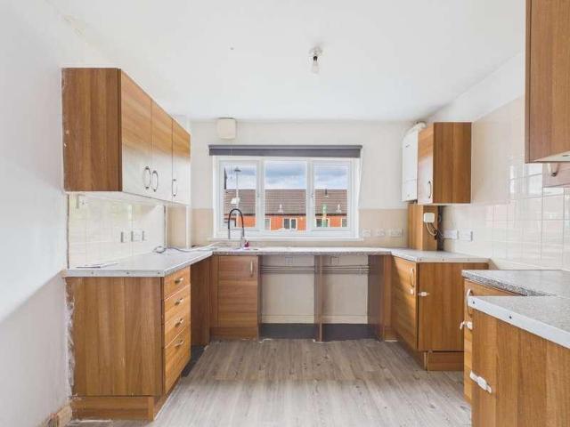 3 bed house for sale
