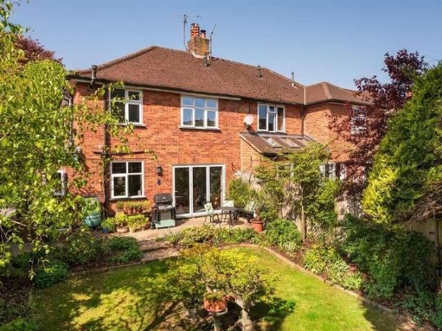 3 bed house for sale