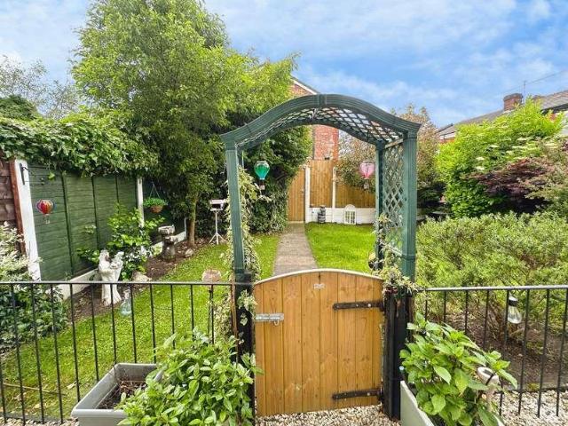 3 bed house for sale