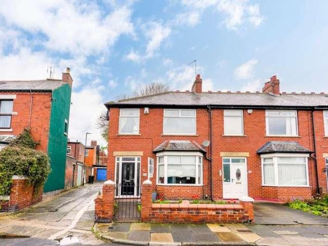 3 bed house for sale