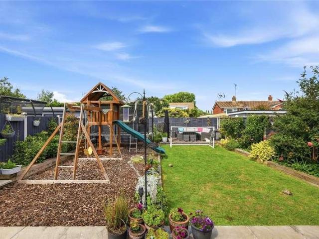 3 bed house for sale