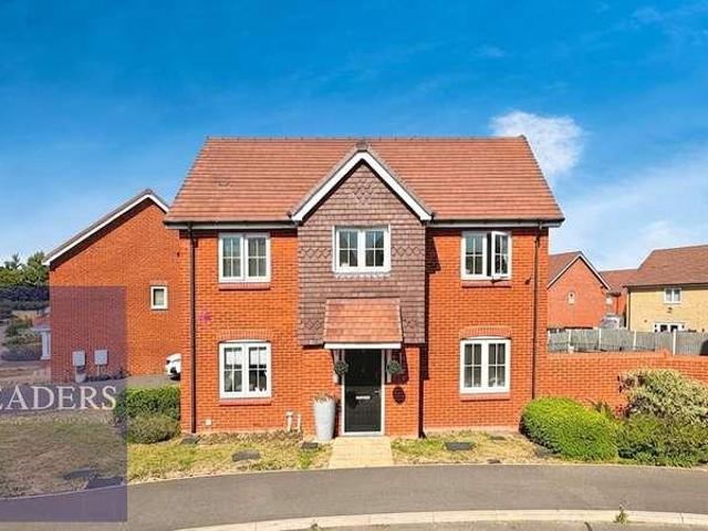 3 bed house for sale