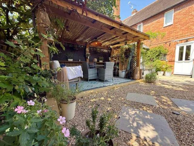 3 bed house for sale
