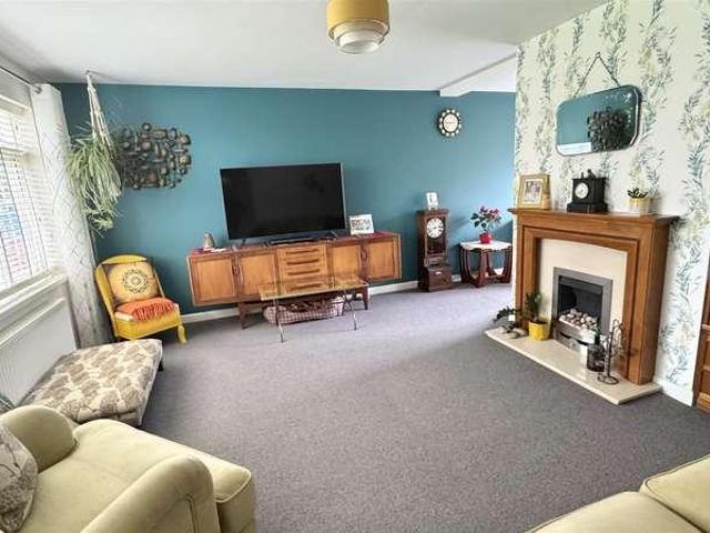 3 bed house for sale
