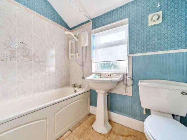3 bed house for sale
