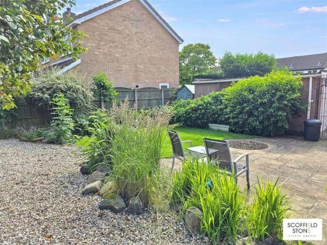 3 bed house for sale