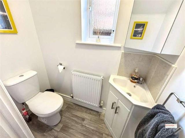 3 bed house for sale