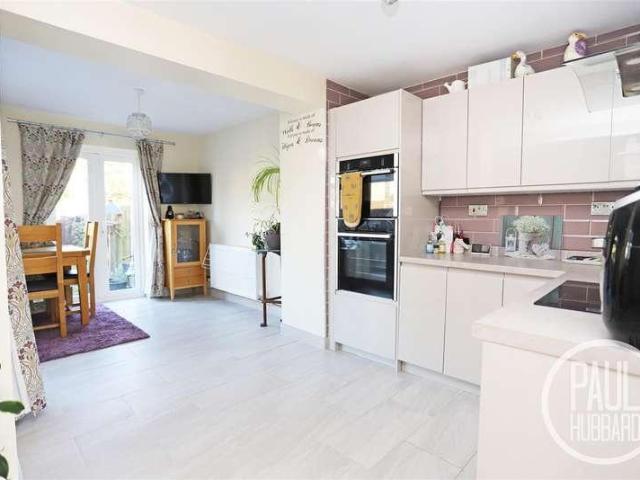 3 bed house for sale