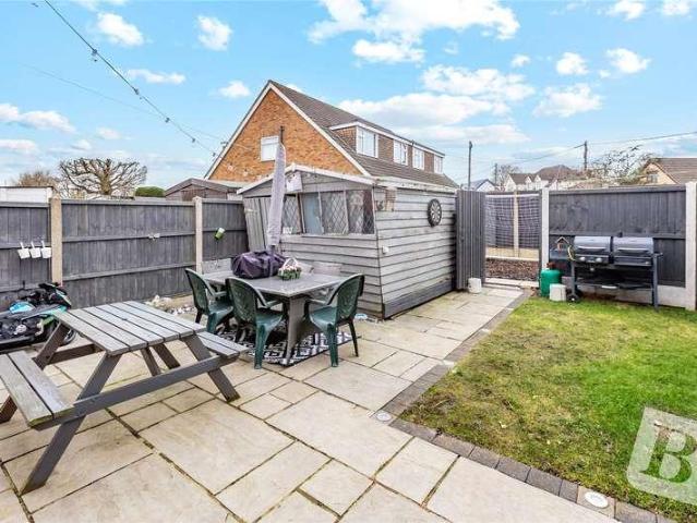 3 bed house for sale