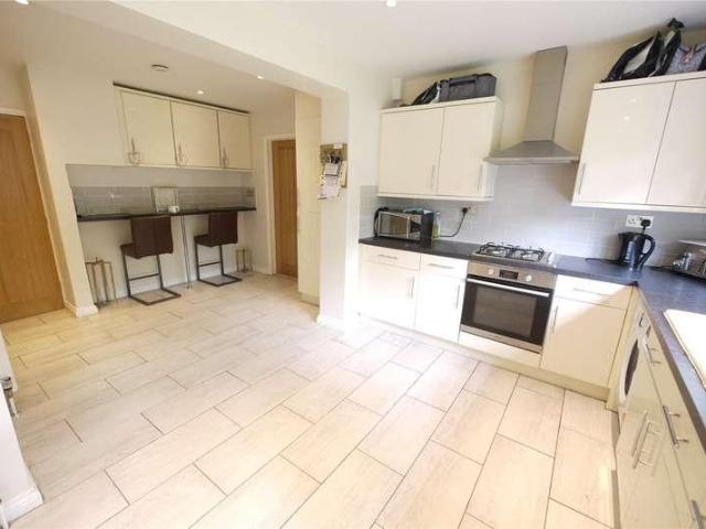 3 bed house for sale