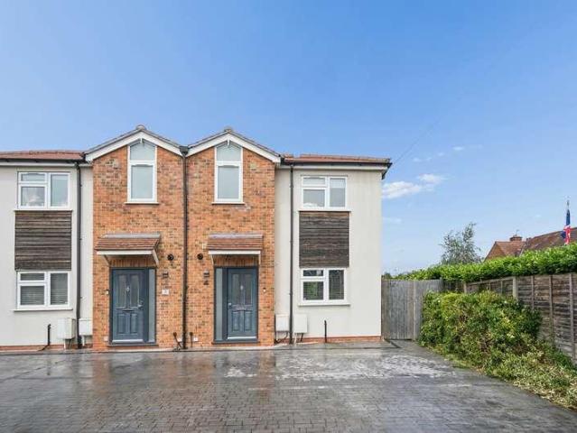 3 bed house for sale