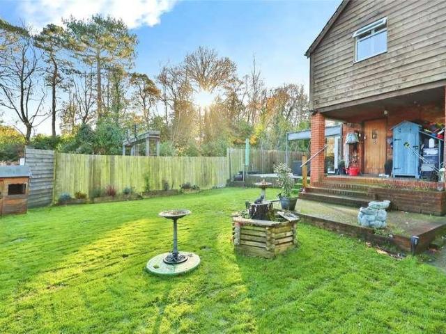 3 bed house for sale