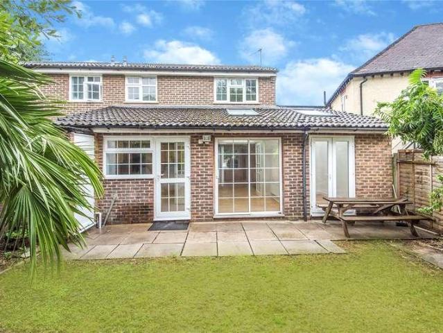3 bed house for sale