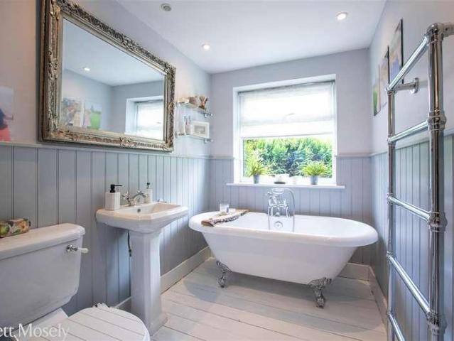 3 bed house for sale