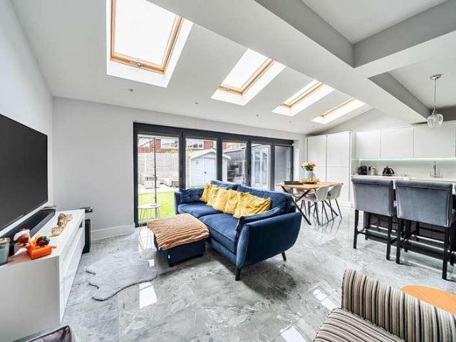 3 bed house for sale