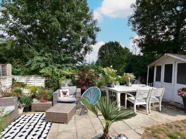 3 bed house for sale
