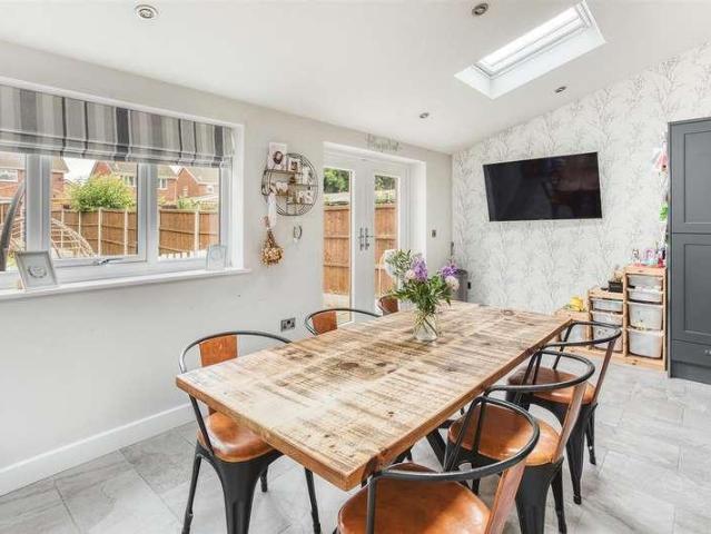 3 bed house for sale