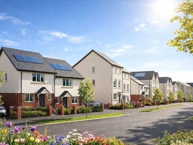 3 bed house for sale