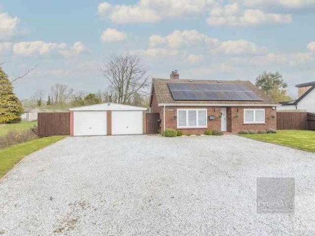 3 bed house for sale