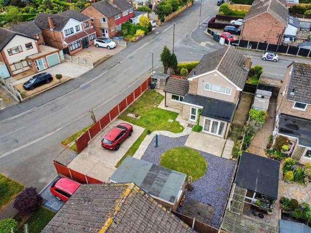 3 bed house for sale