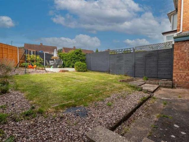 3 bed house for sale