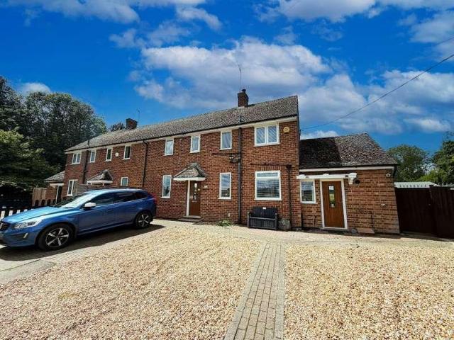 3 bed house for sale