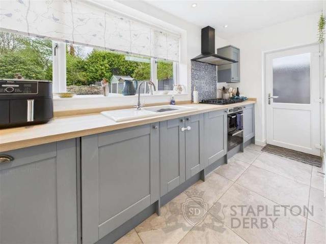 3 bed house for sale