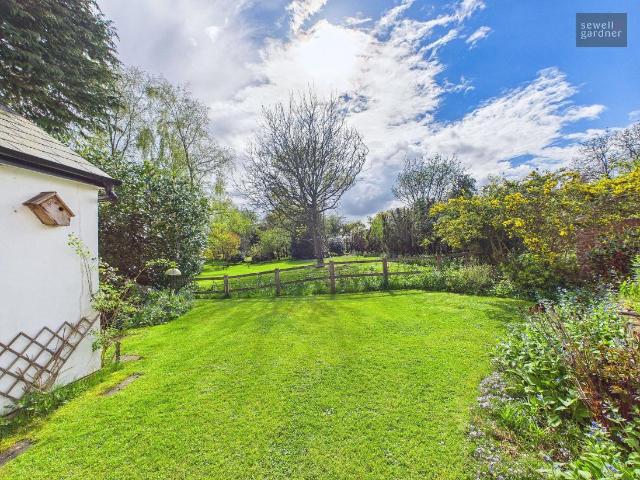 3 bed house for sale