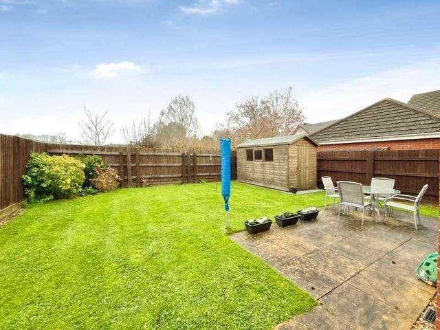 3 bed house for sale