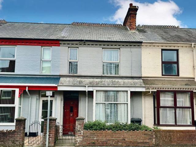 3 bed house for sale