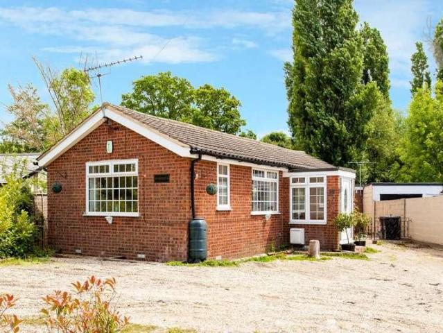 3 bed house for sale