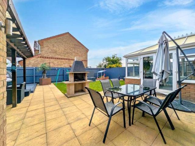 3 bed house for sale