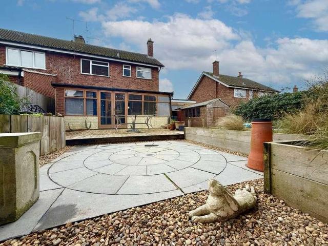 3 bed house for sale