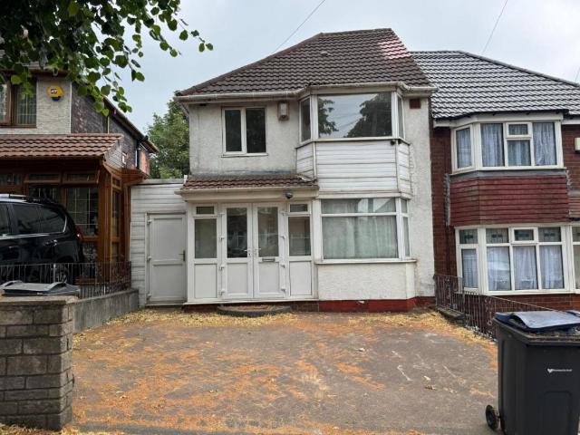 3 bed house for sale