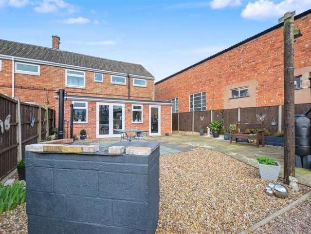 3 bed house for sale