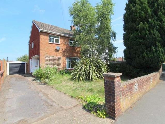 3 bed house for sale