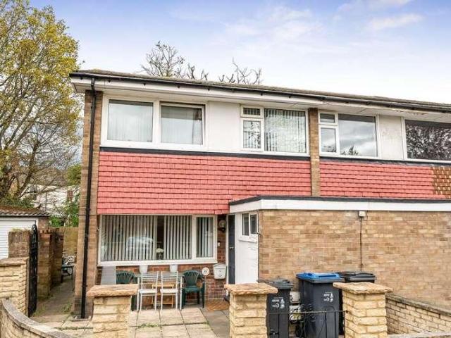 3 bed house for sale