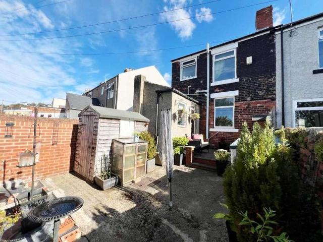 3 bed house for sale