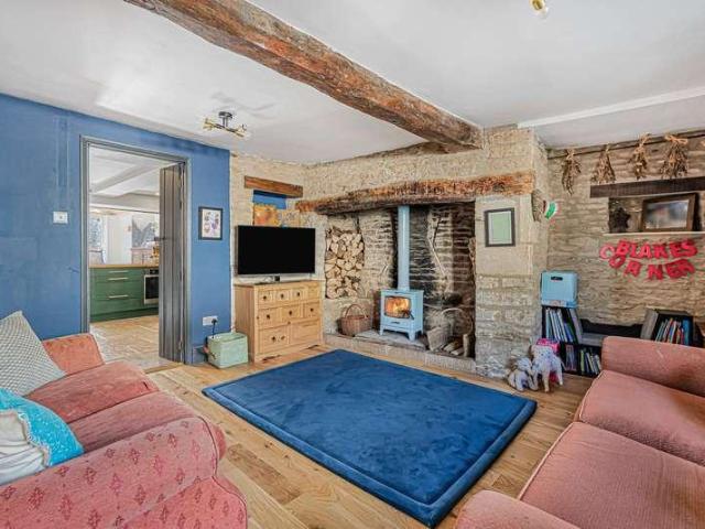 3 bed house for sale
