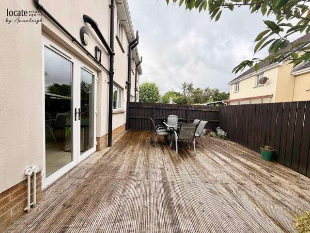 3 bed house for sale
