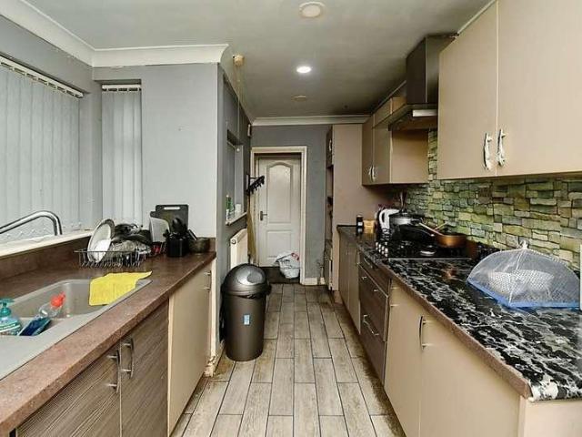 3 bed house for sale