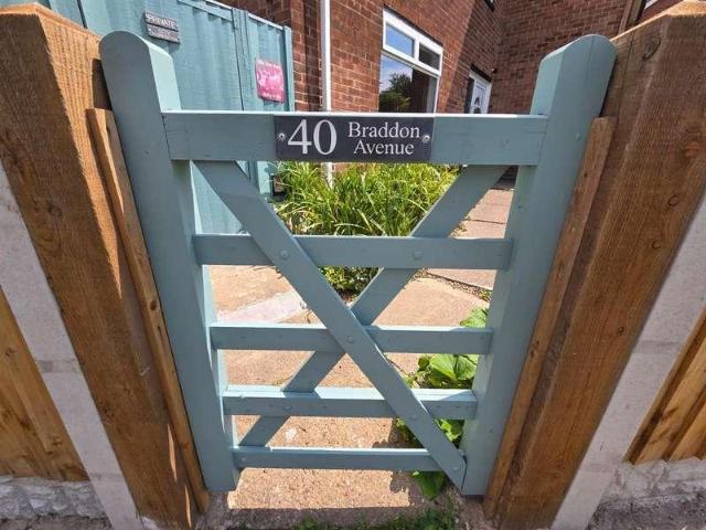 3 bed house for sale