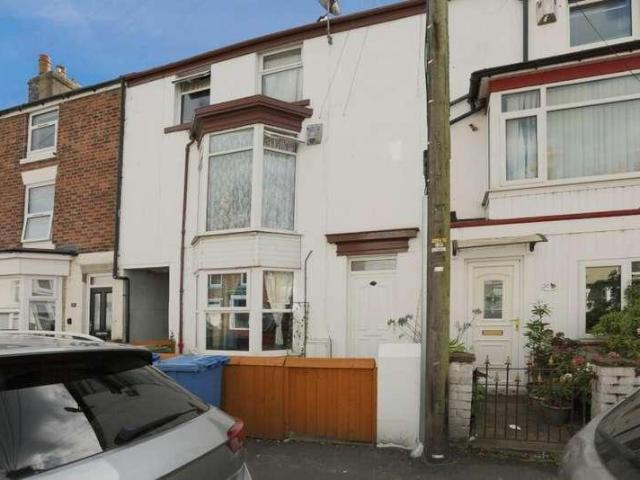 3 bed property for sale