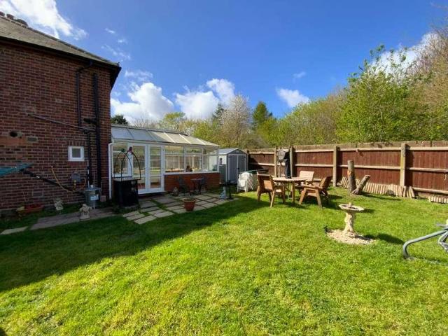 3 bed house for sale