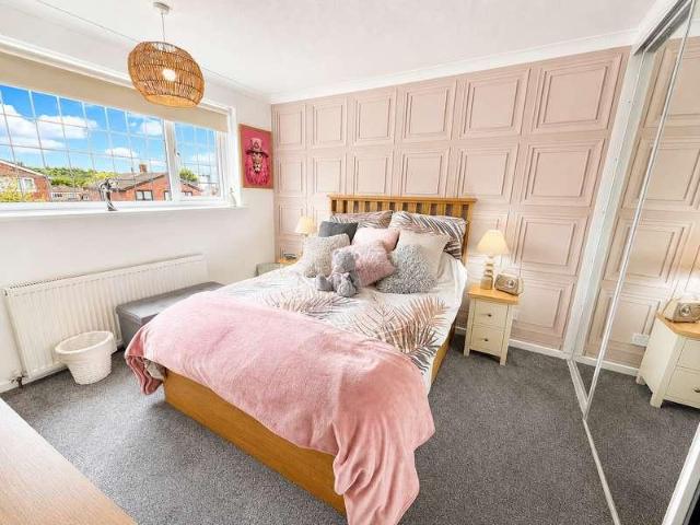 3 bed house for sale