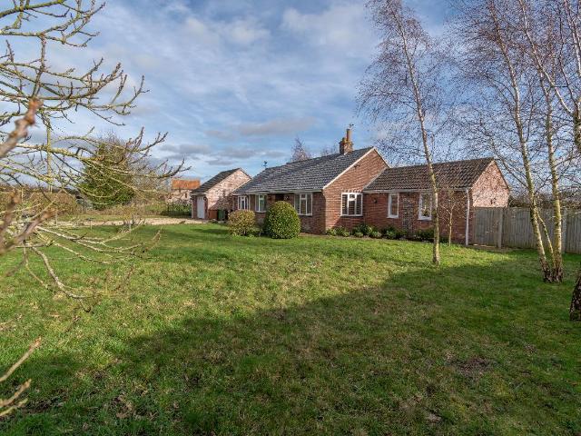 3 bed house for sale