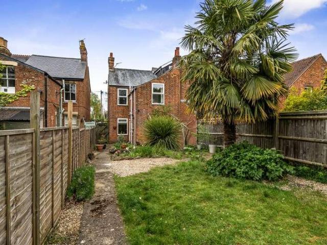 3 bed house for sale